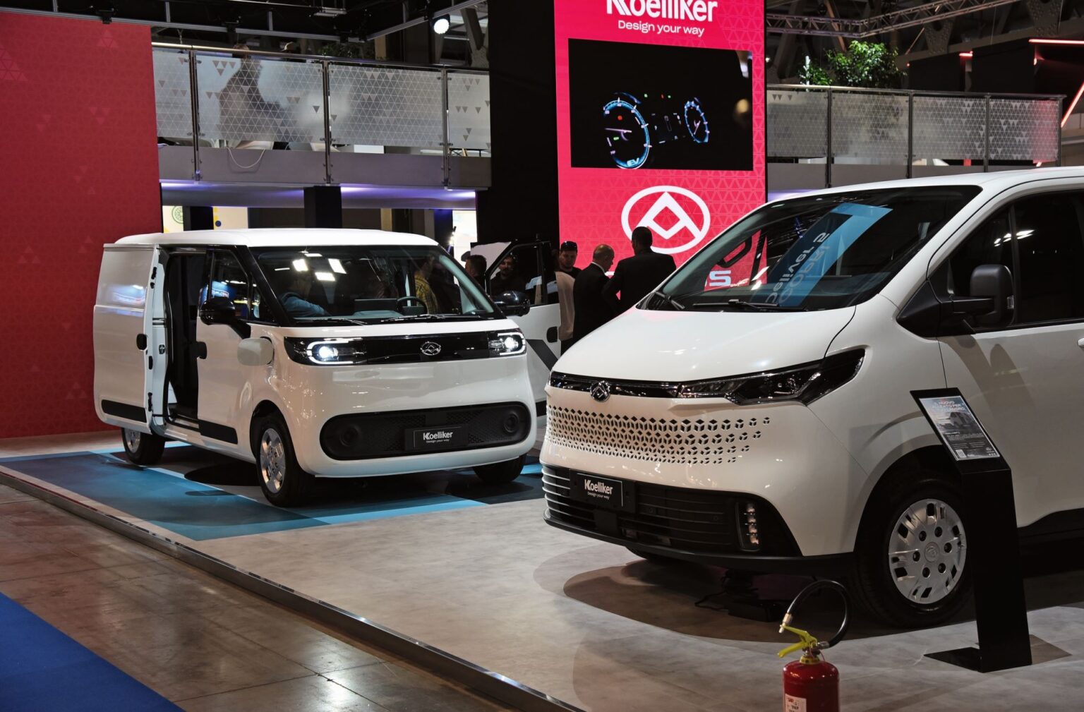 BEV-Lösungen beim LKW, FCEV beim Bus in der Fiera Milano - TIR transNews